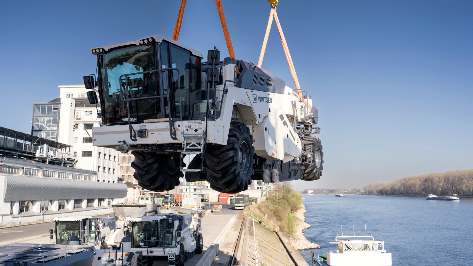 Successful launch of new heavy-load shuttle - Logistics Pilot