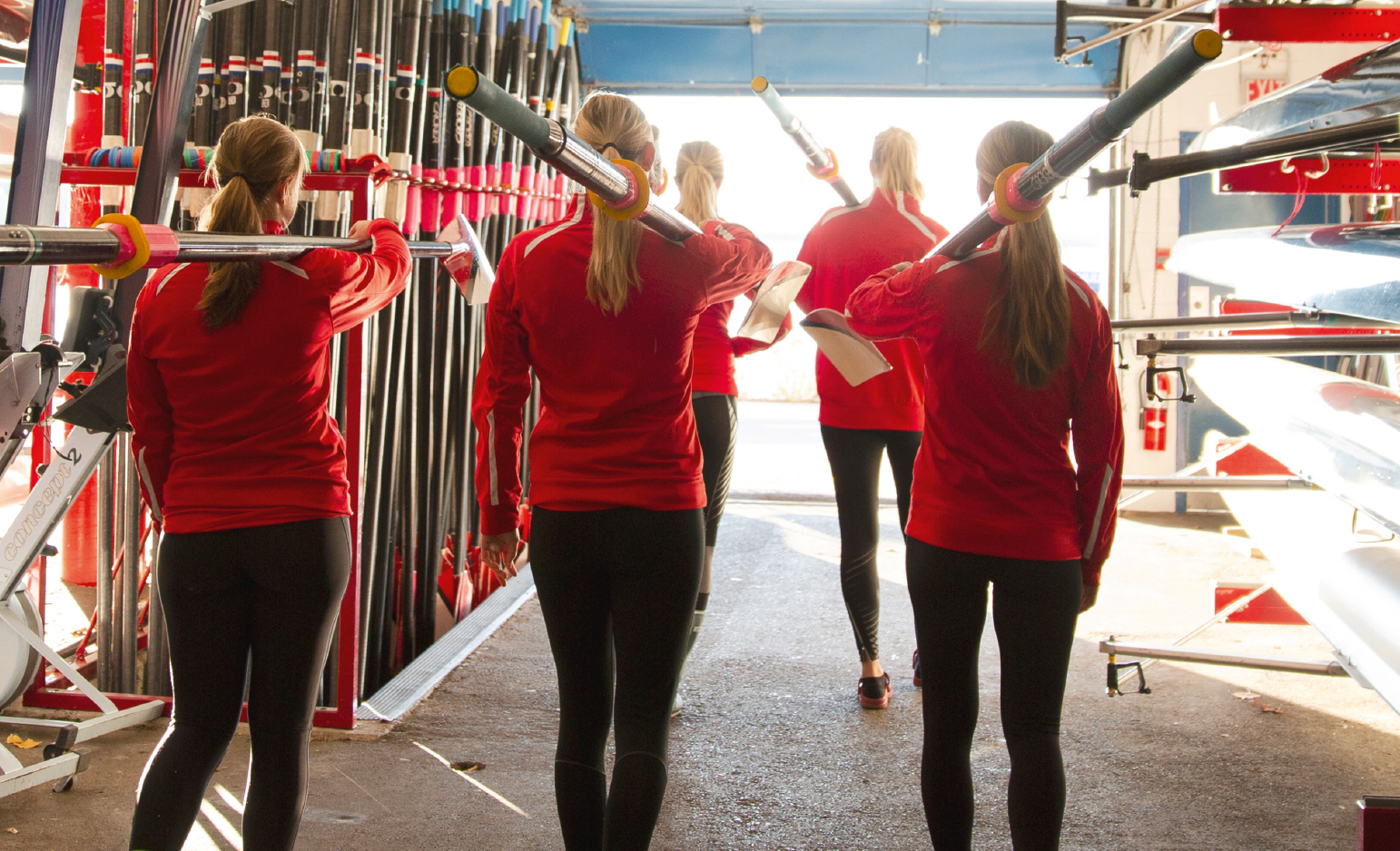 Port cooperation: All rowing in the same Direction? - Logistics Pilot